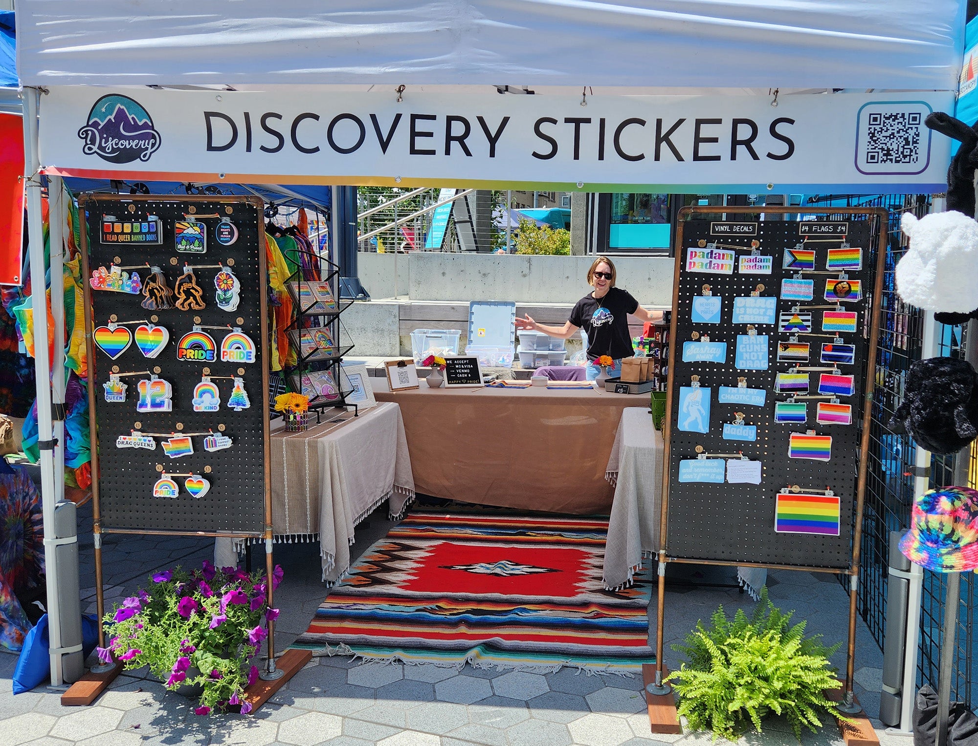 About Us – Discovery Stickers